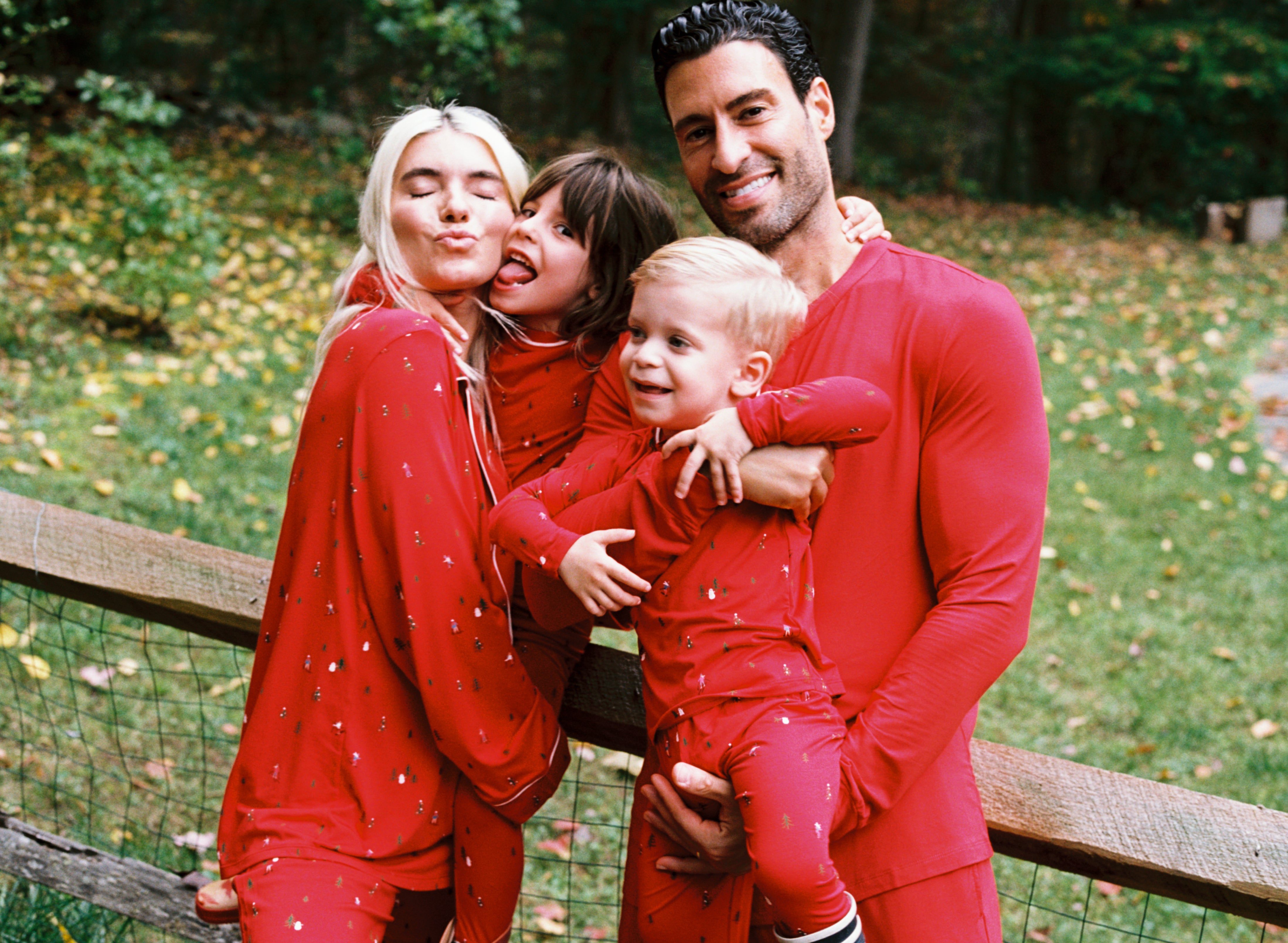 Beauty Sleep & Holiday Bliss With Carly & Gio – Eberjey