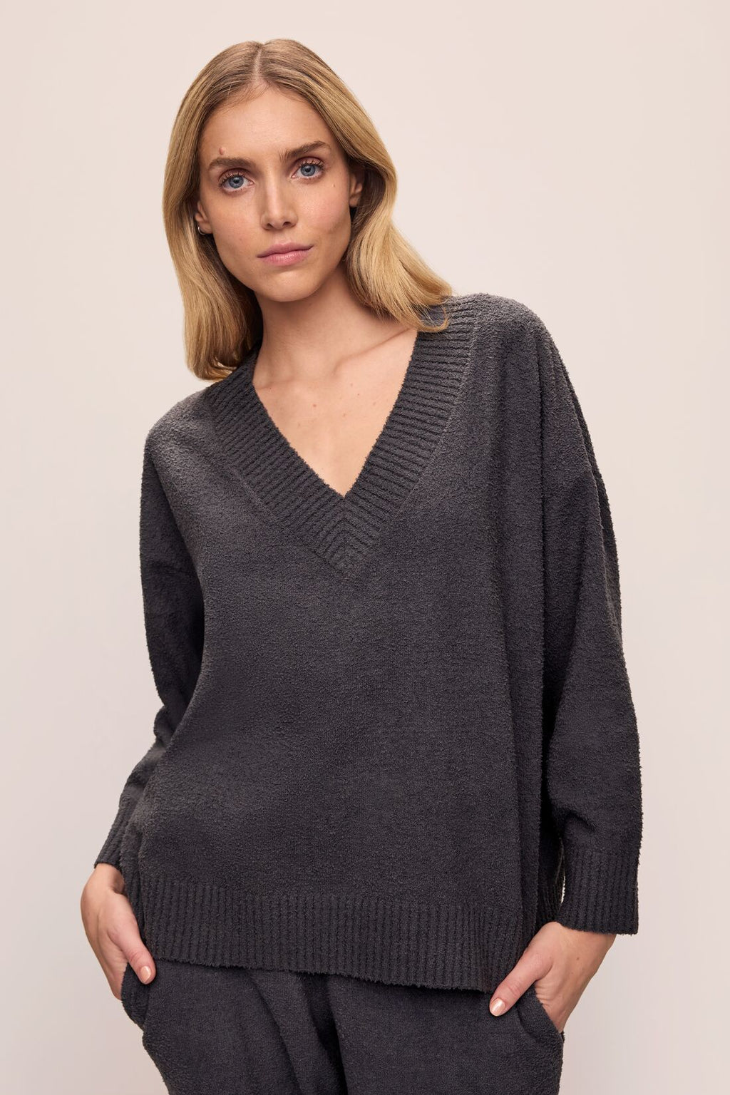 Recycled Boucle Boyfriend Oversized V-Neck Sweater – Eberjey